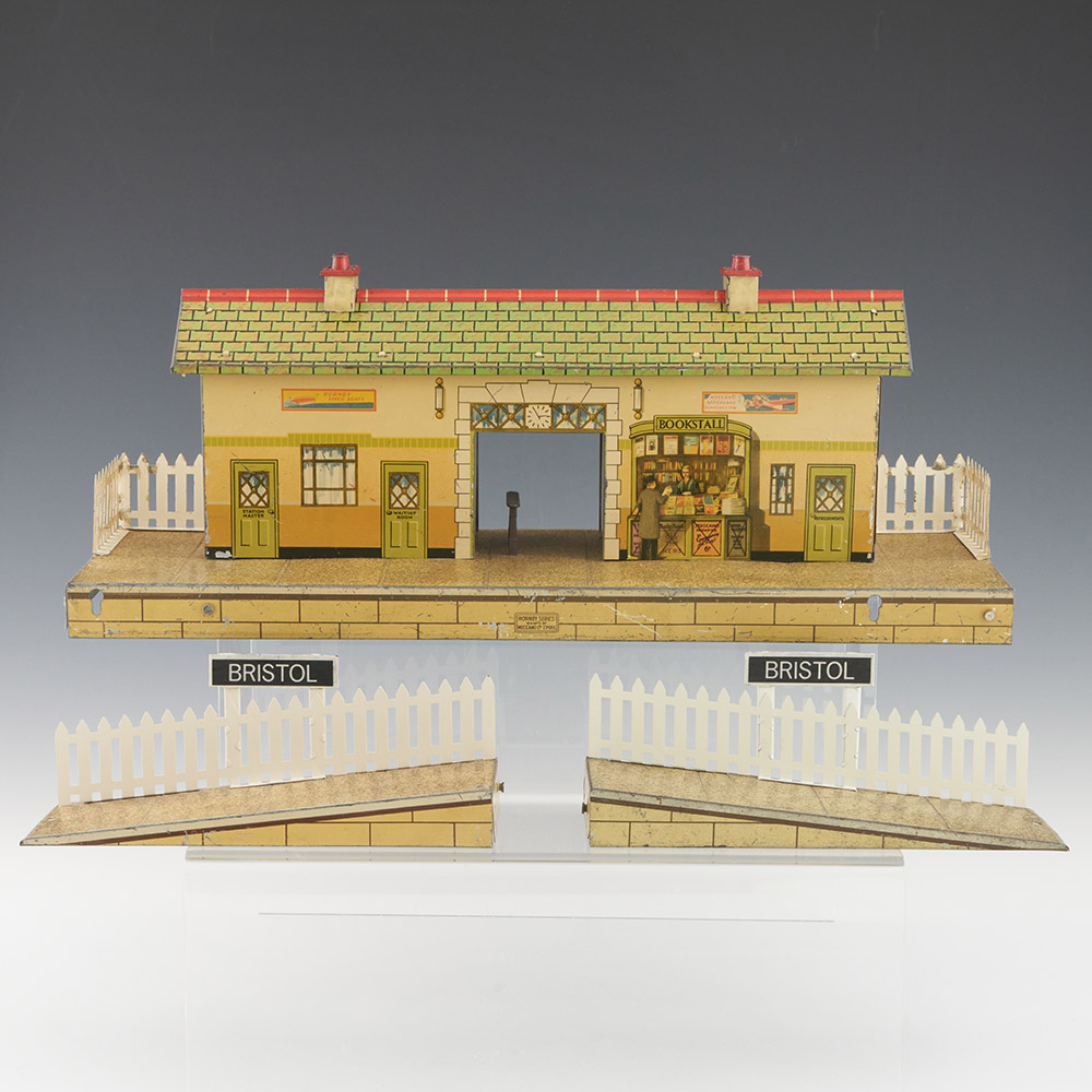 Model Railway Station Hornby O Gauge No 4 Tinplate c1939