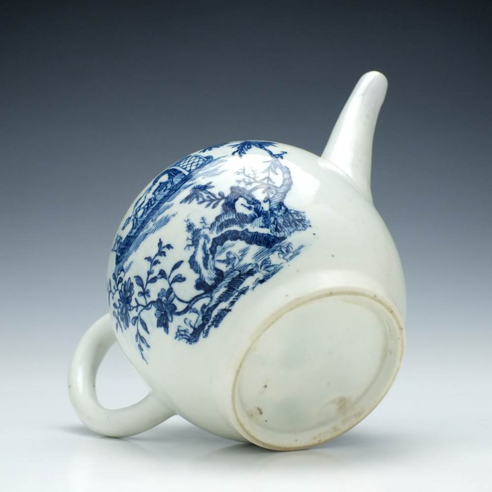 Lowestoft Porcelain Dromedaries On A Raft Pattern Teapot & Cover c1780