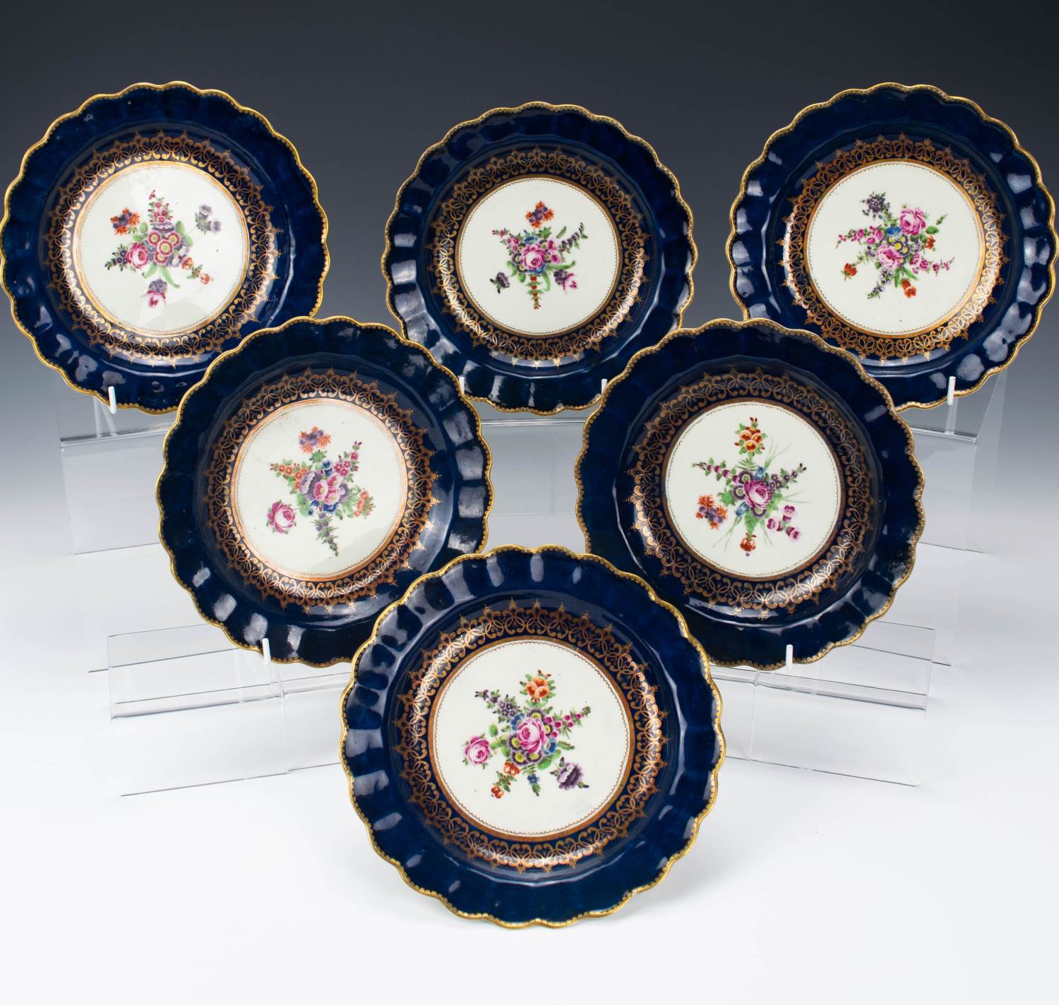 Six First Period Worcester Porcelain Dessert Plates c1775