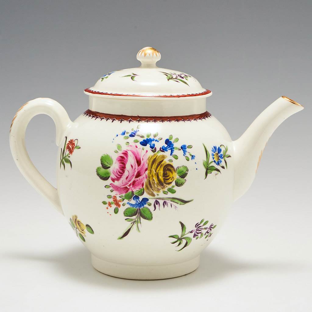 A Caughley Porcelain Teapot and Cover 1780-85