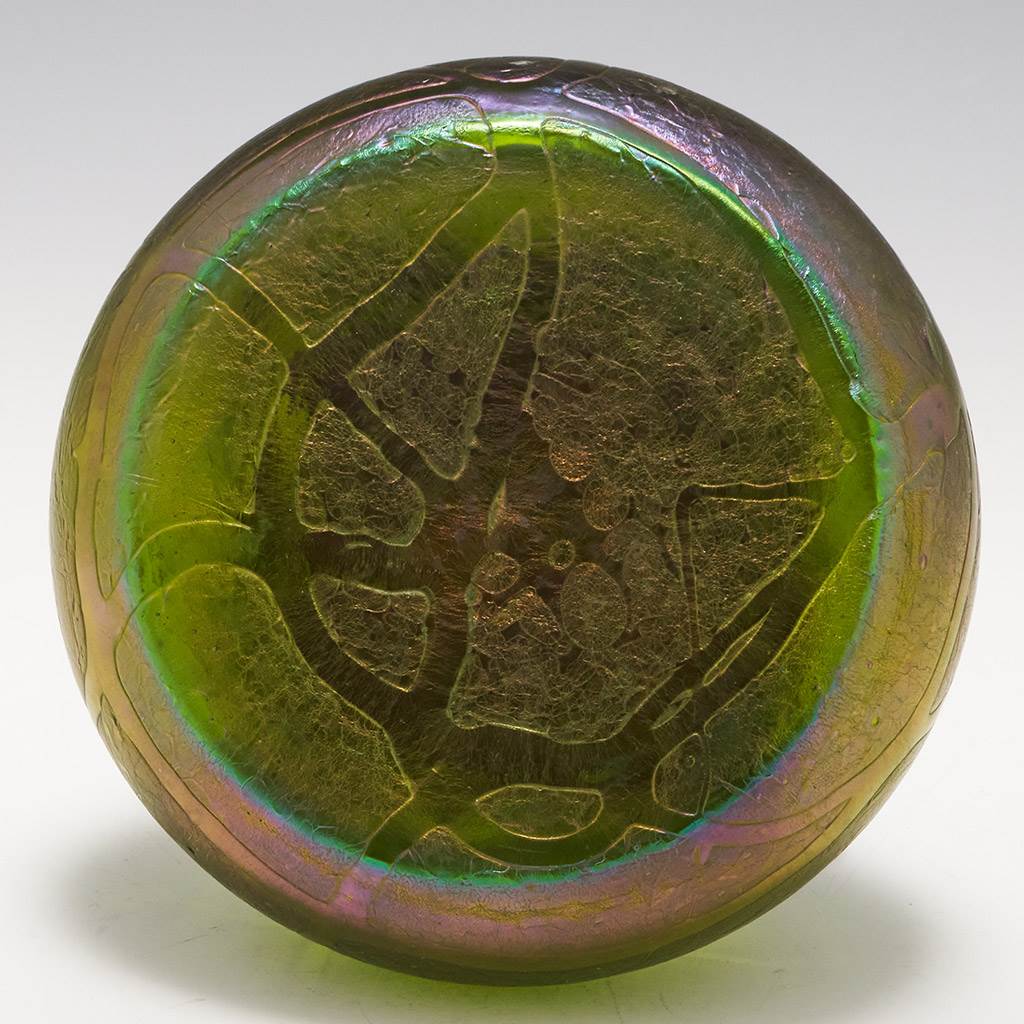 Kralik Iridescent Glass Inkwell c1910