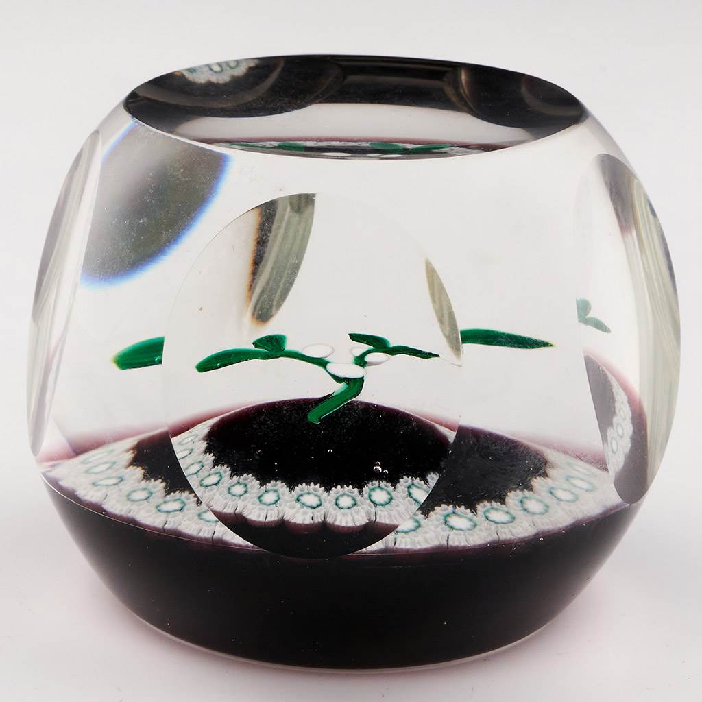 A William Manson Caithness Mistletoe Paperweight 1978