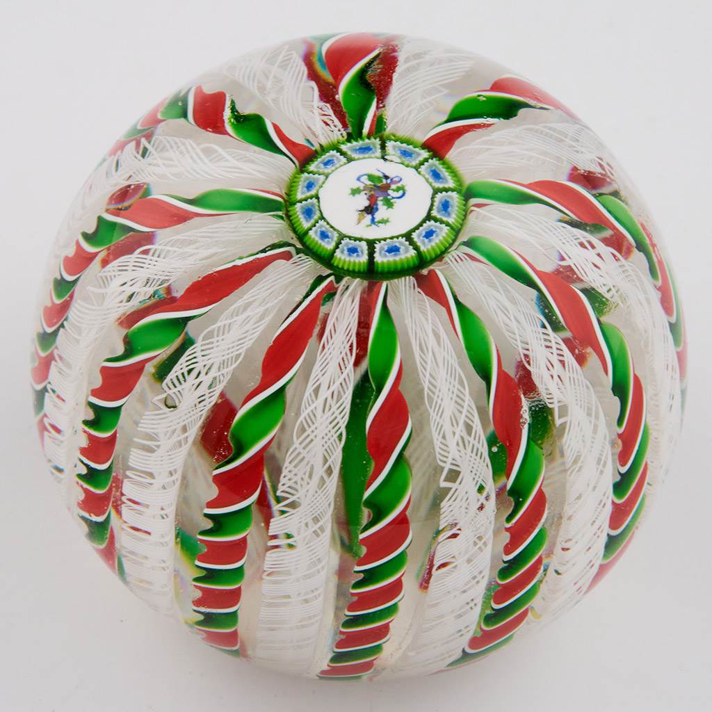 A Perthshire Christmas Crown Paperweight 1985