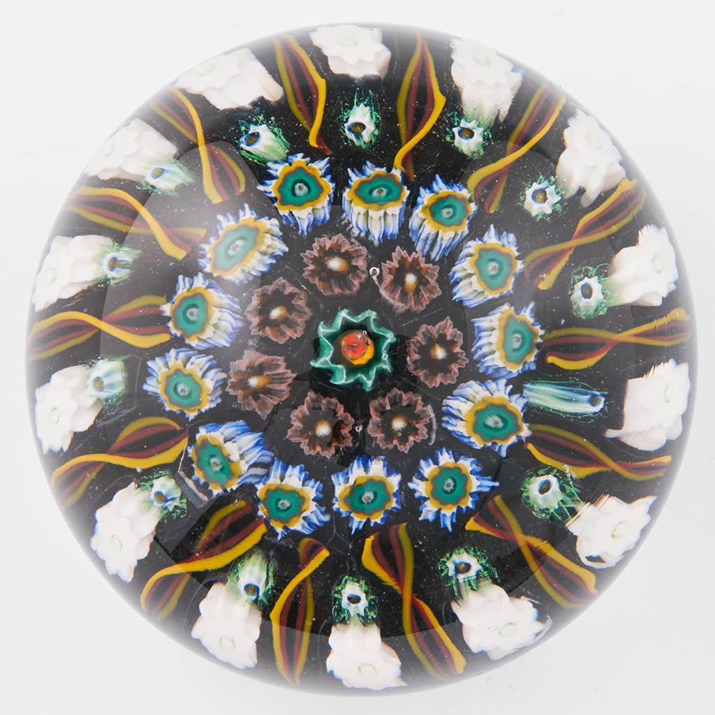 A Large Vasart Fourteen Radial Spoke Two Row Concentric Paperweight c1950s