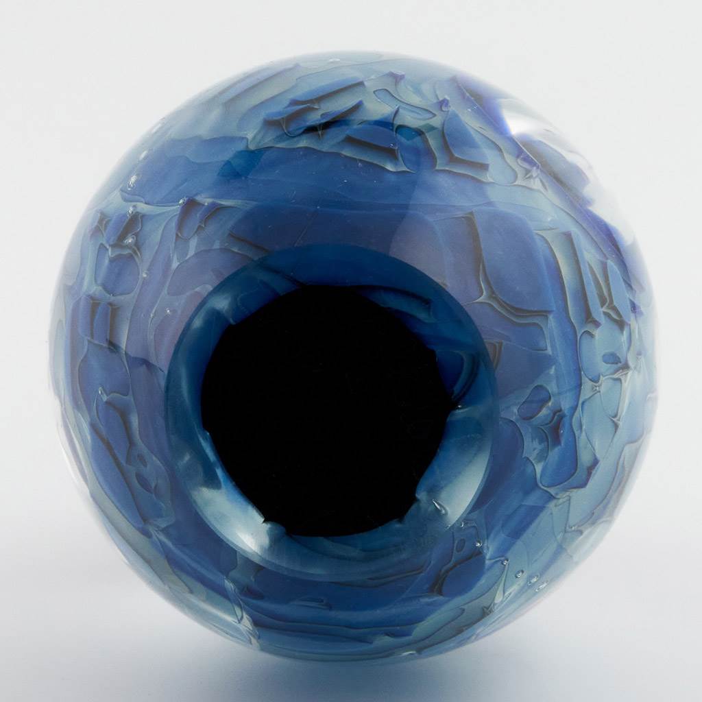 A Robert Eickholt Art Glass Bubbles Paperweight 1993