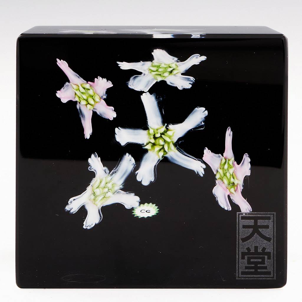 Caithness Paperweight Tian Di Ren Heaven Linda Campbell 2004
