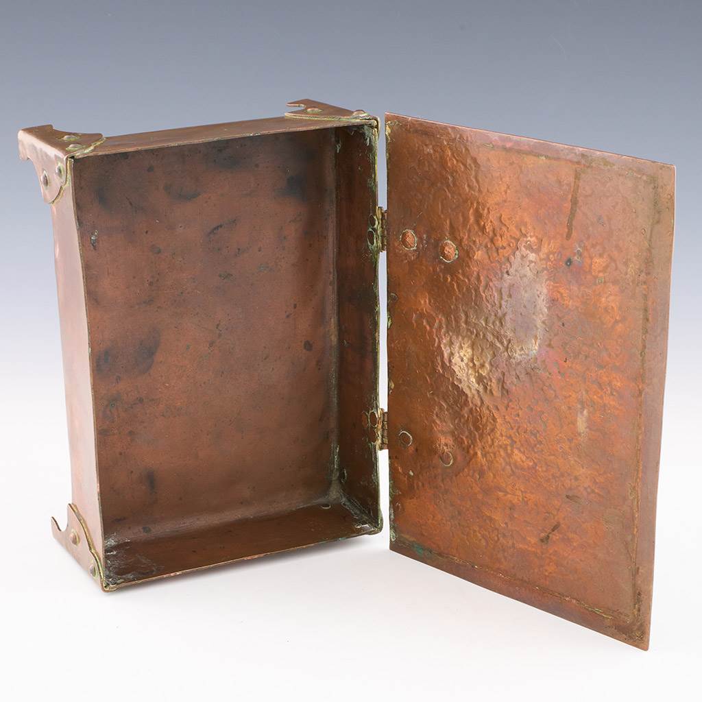 Arts and Crafts Copper Box with Inset Ruskin Roundel c1910