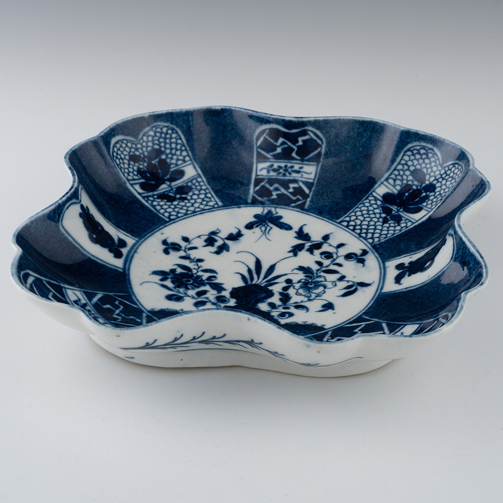 Caughley Porcelain Scalloped Scholars Rock Dish c1780